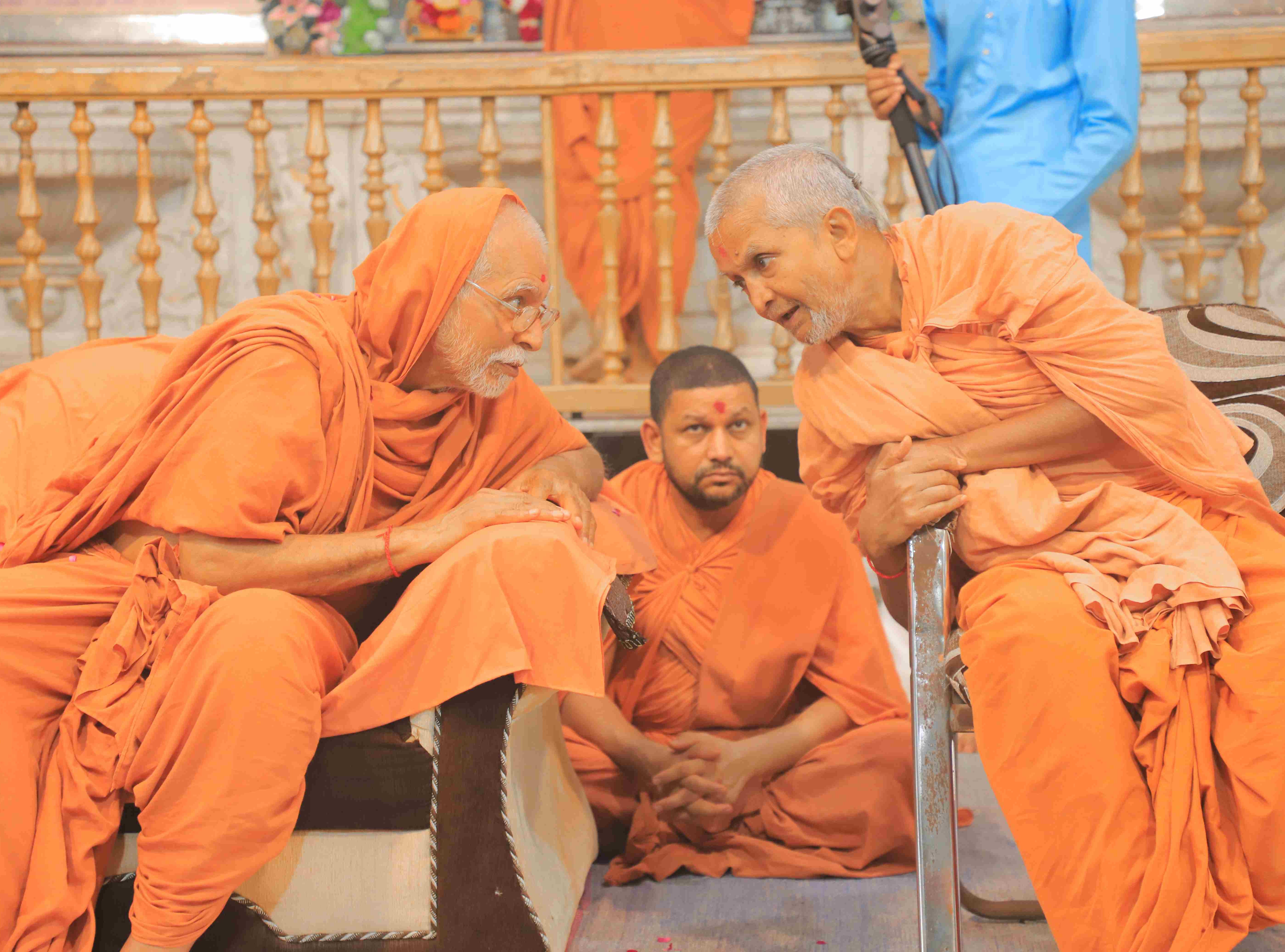 Pu. Gurumaharaj visits at Junagadh Gurukul | Swaminarayan Gurukul ...