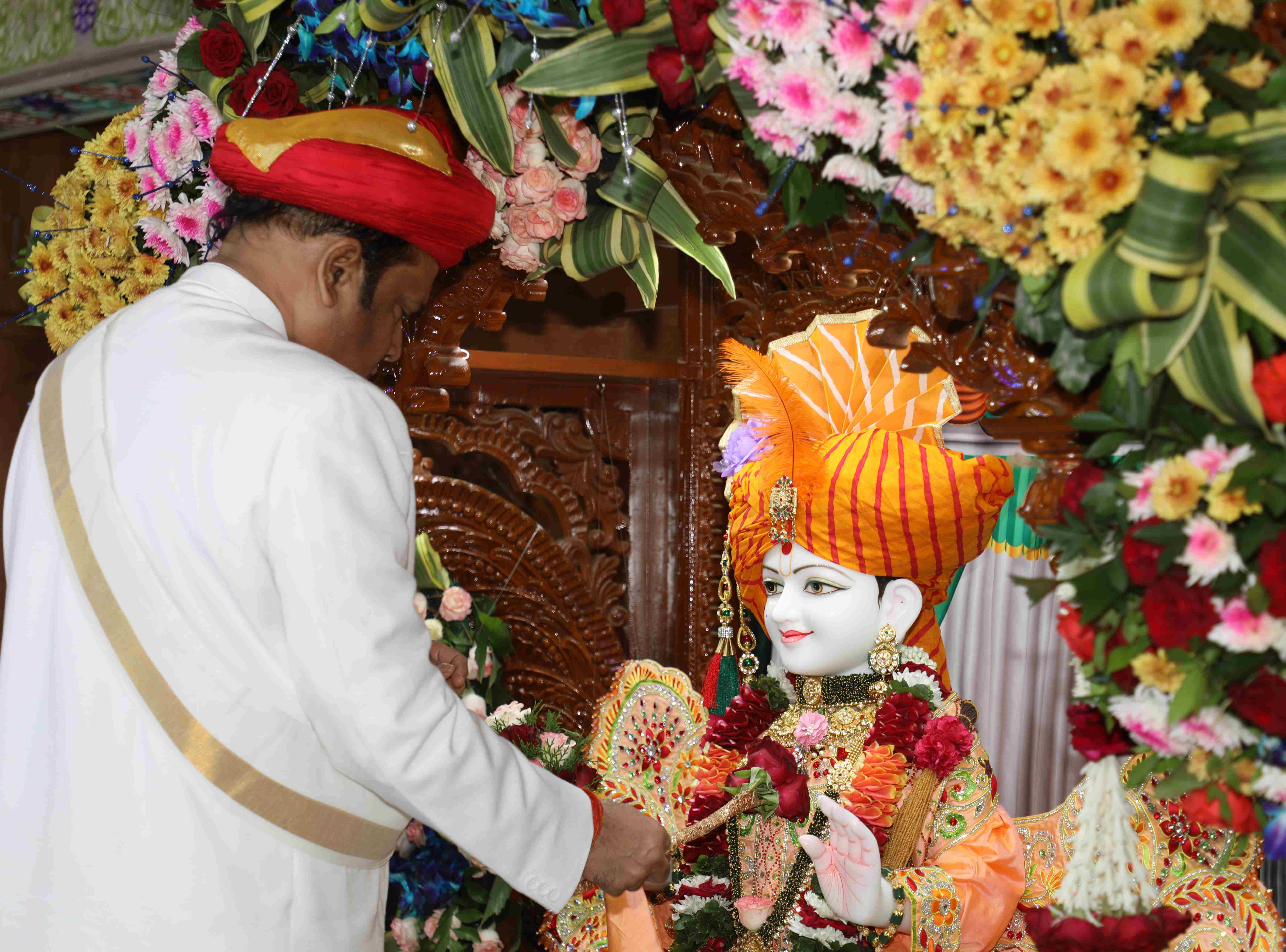 Sanskar Mandir Murti Pratishtha Mahotsav - Surat | Swaminarayan Gurukul ...