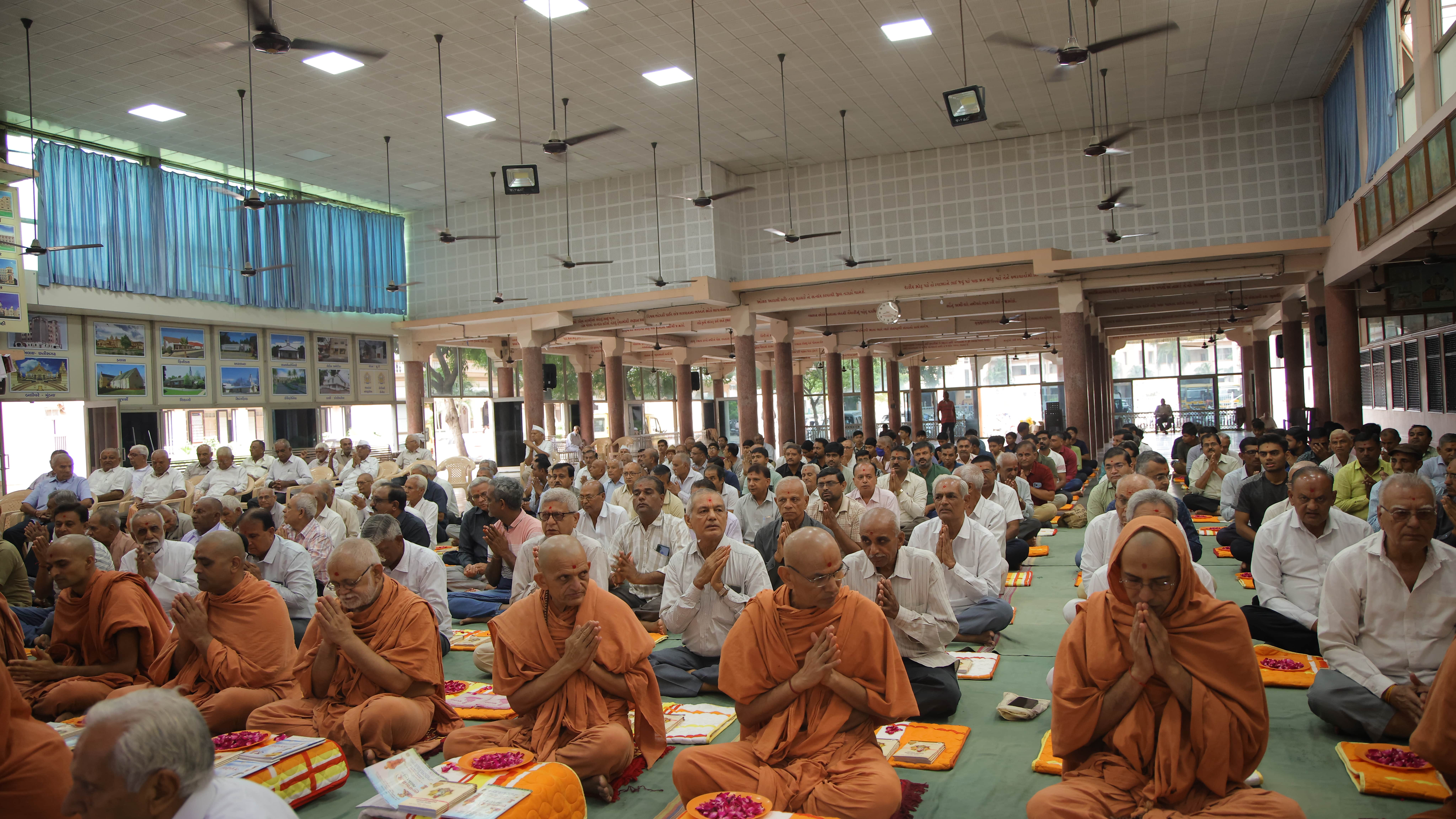 Rajkot Gurukul - Mantra Pothi Pujan & Shorath Panch tirthi Yatra