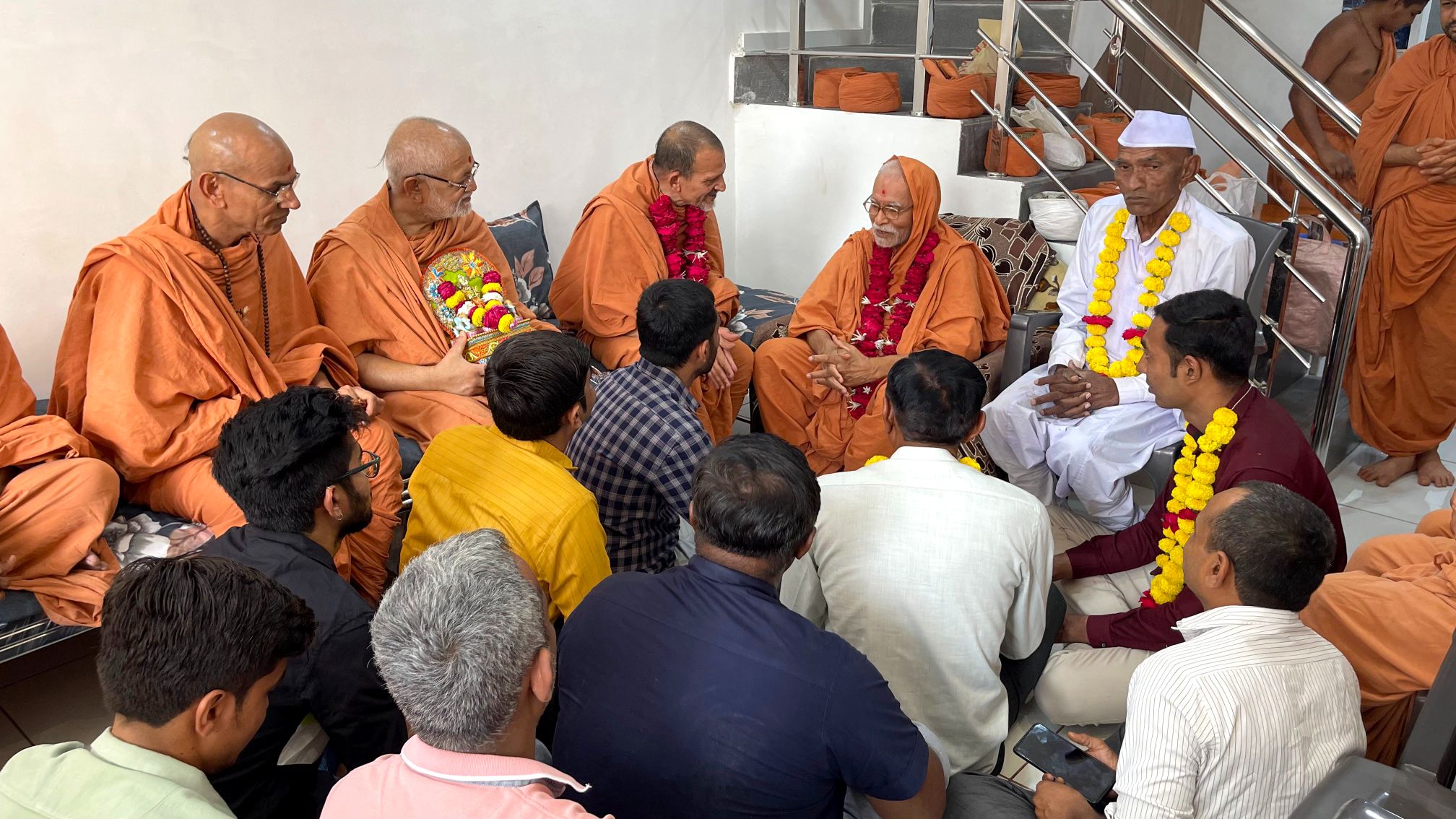 Rajkot Gurukul - Param Bhakta Rajdeepbhai & Mitbhai Tilala's Nutan Home ...