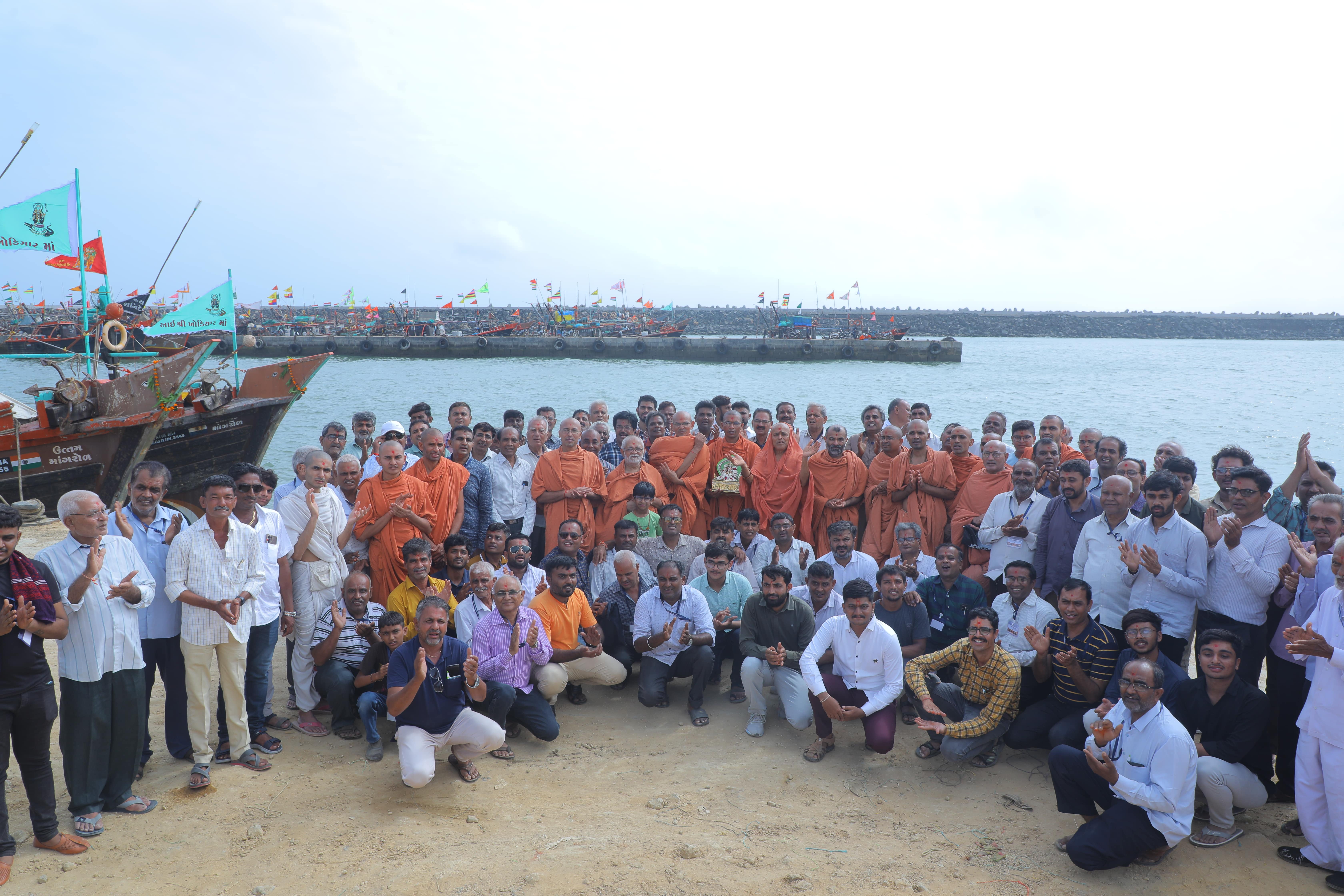 Rajkot Gurukul - Mantra Pothi Pujan & Shorath Panch tirthi Yatra