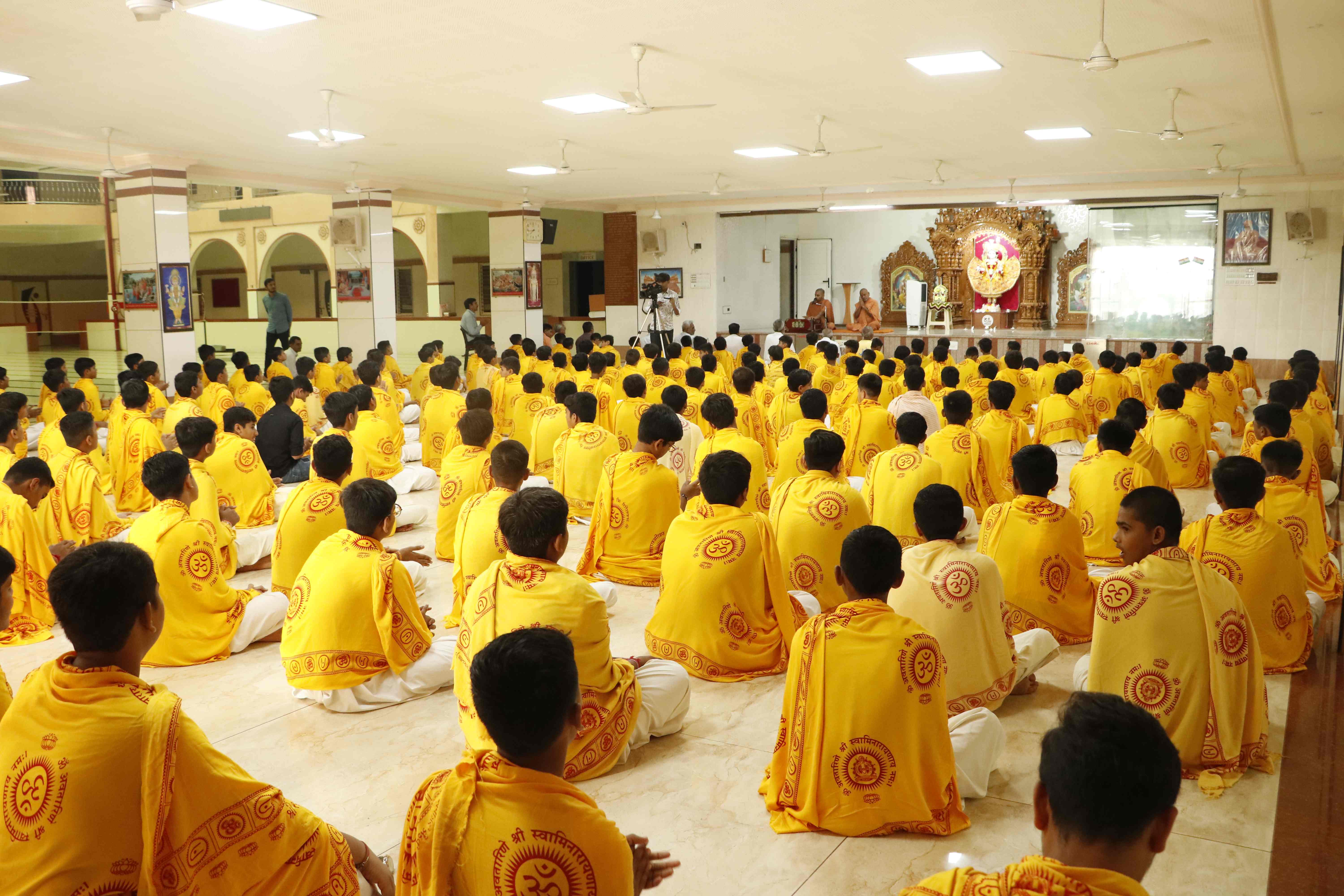 1 Month Akhand Dhun Purnahuti at Morbi Gurukul | Swaminarayan Gurukul ...
