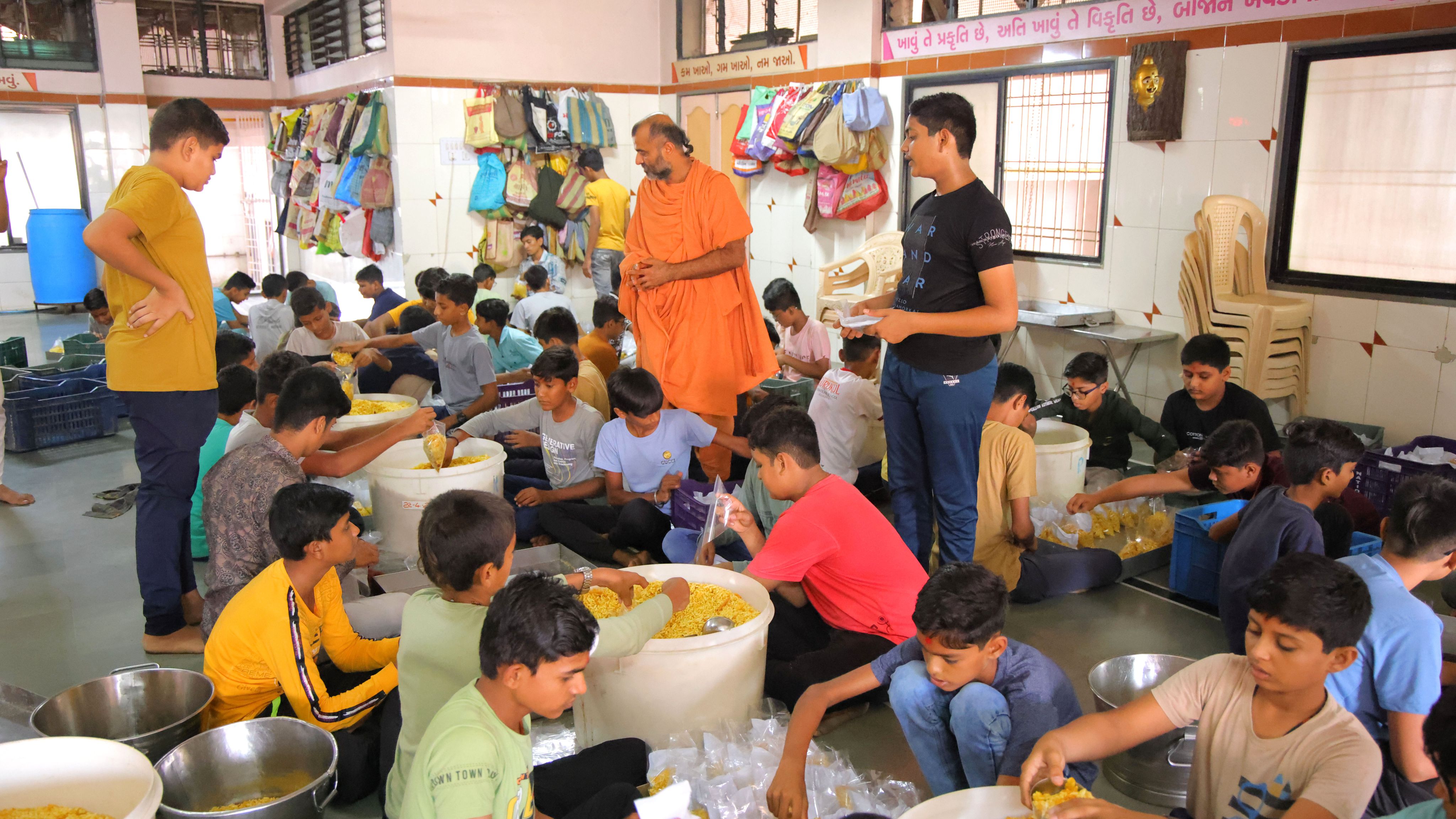 Rajkot Gurukul - Saints and students of Rajkot Gurukul packing food ...