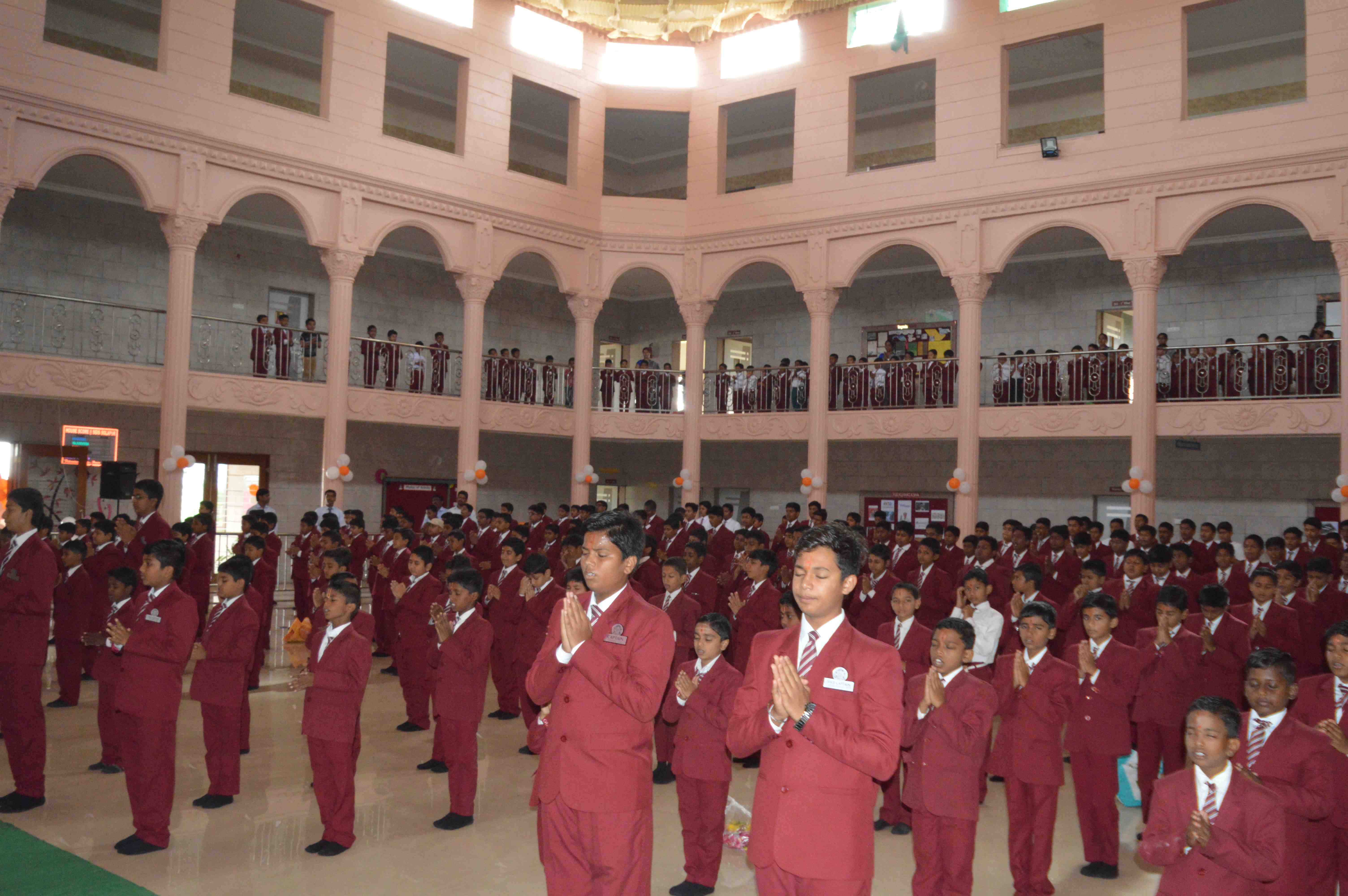SGIS Solapur Gurukul Visit by Gurumaharaj | Swaminarayan Gurukul Rajkot ...
