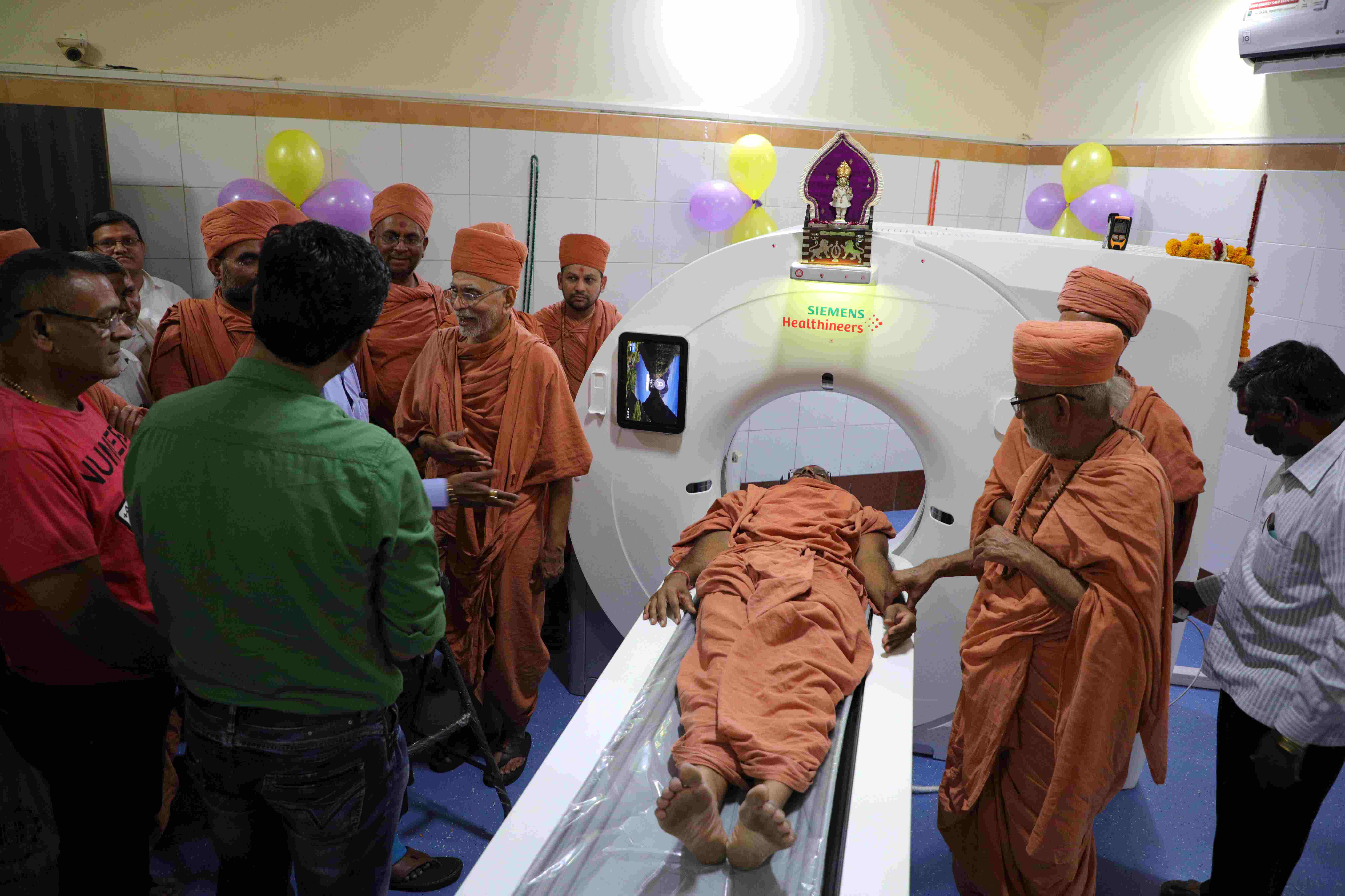 New CT Scan Machine Inauguration of Sadguru Shastri Dharmajivandasji ...