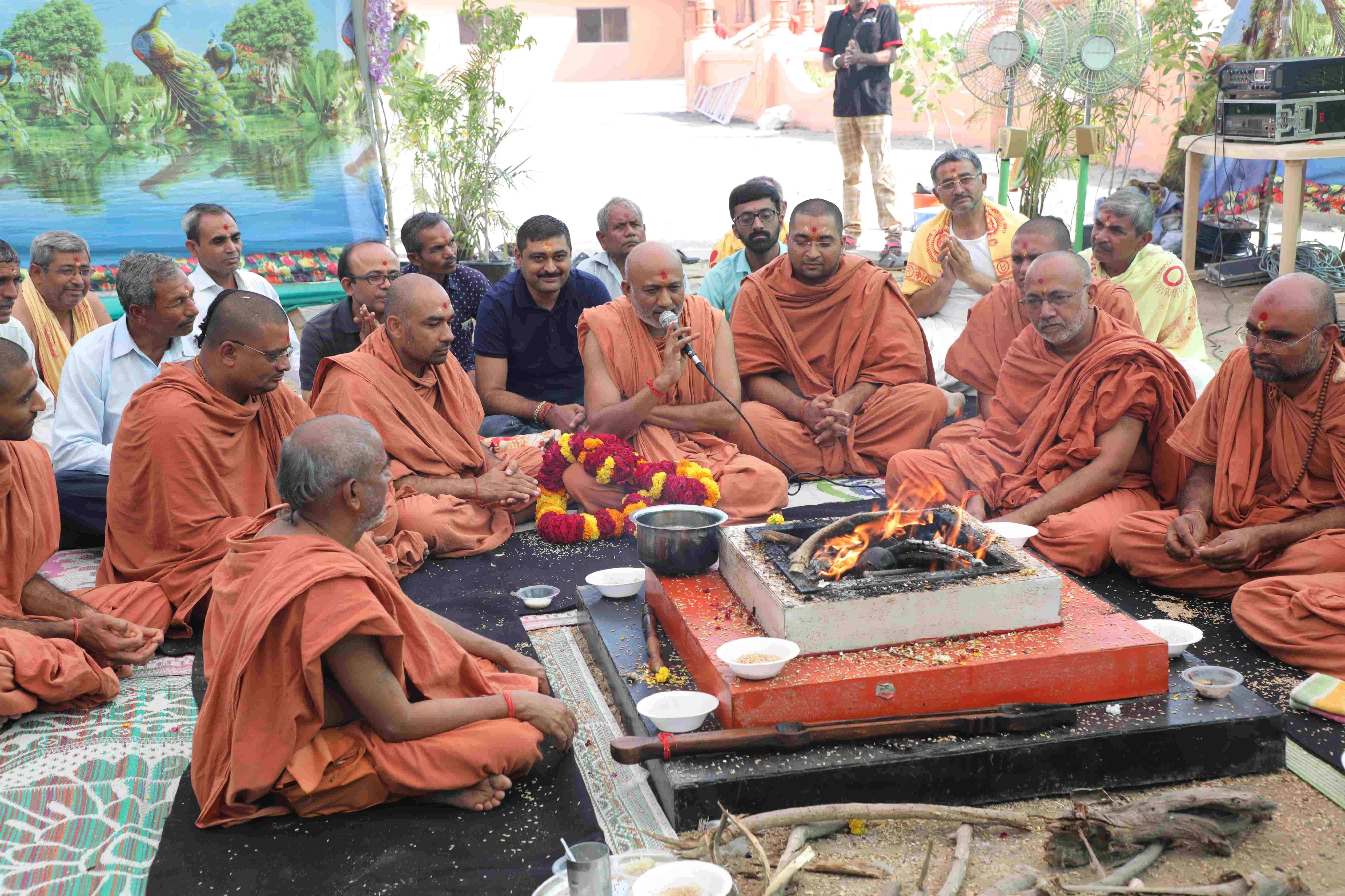 Vachanamrut Kavya Yagna - Varnindra Dham Patdi | Swaminarayan Gurukul ...