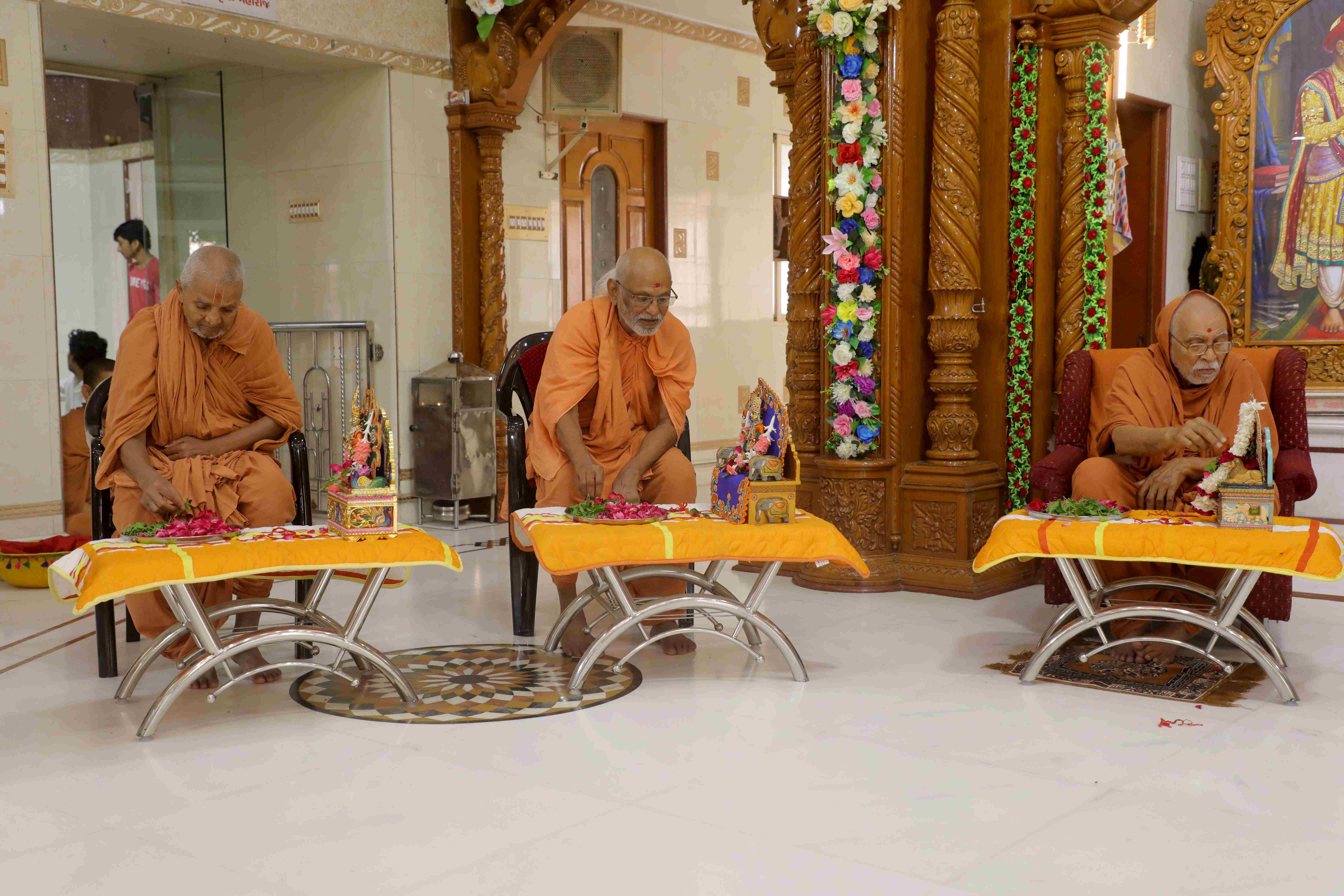 Janmangal Anushthan of 75 Lakh Paath started by Santo on the Occasion ...