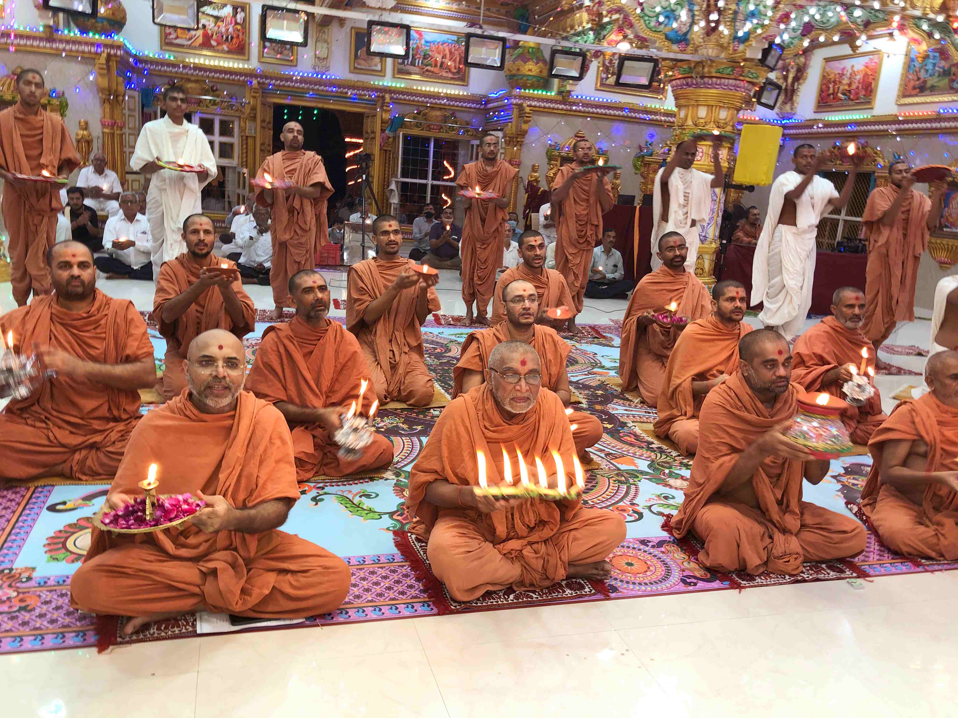 218 Anniversary of Swaminarayan Aarti - Surat | Swaminarayan Gurukul ...