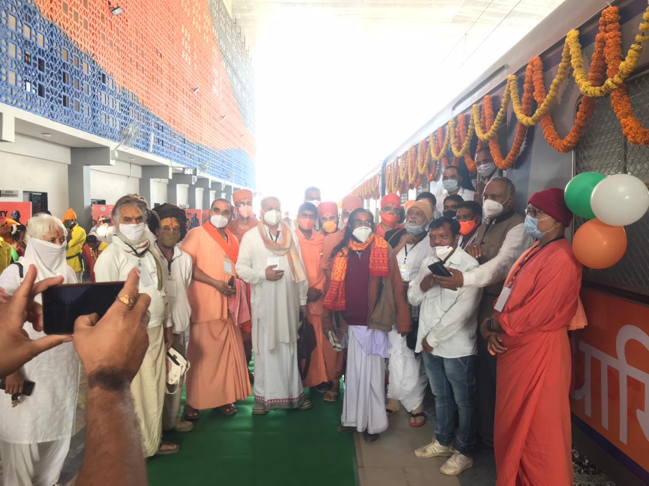 Prime Minister Narendra Modi mentioned about Poicha Mandir Nilkanth ...