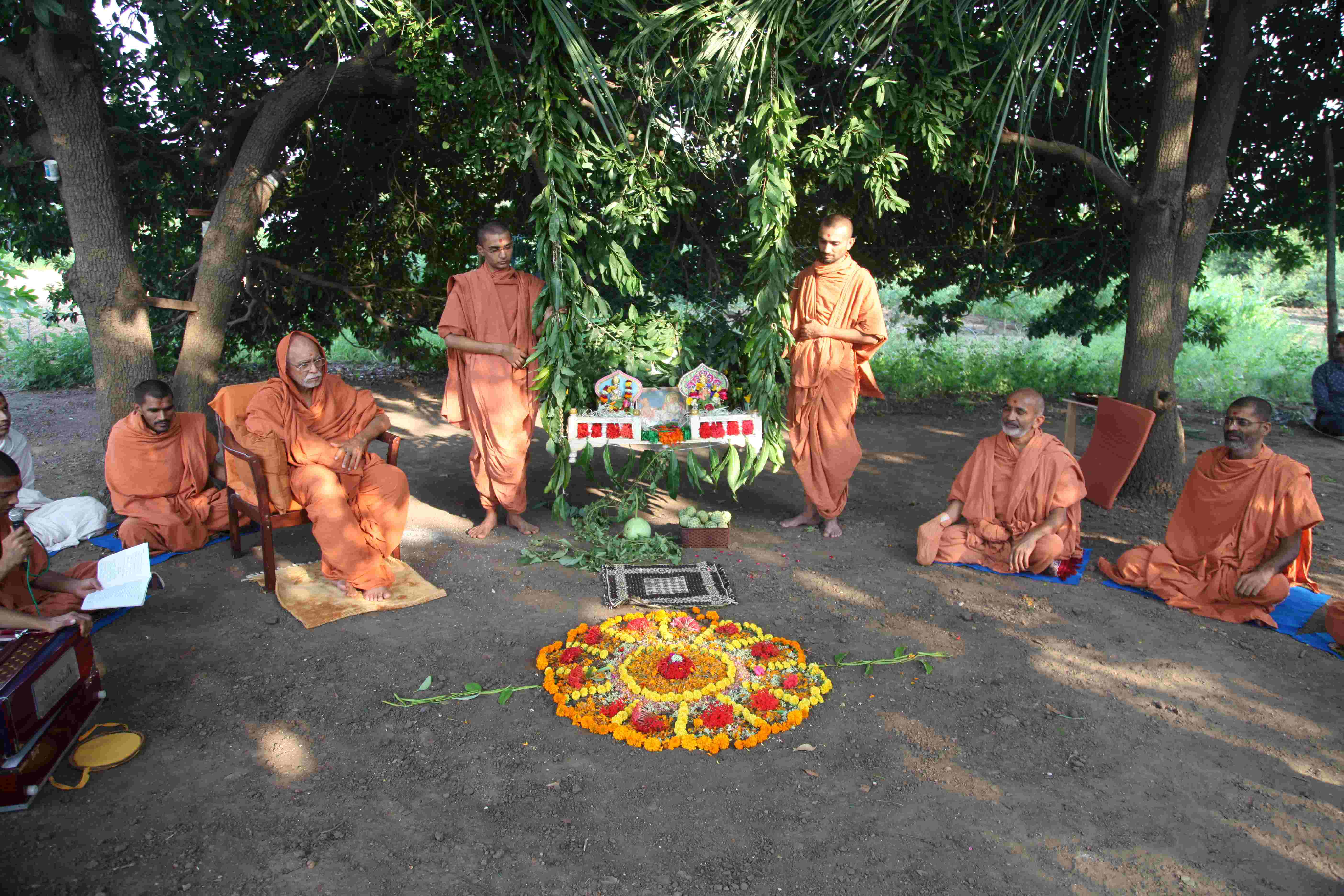 Sharadotsav Celebration - Taravada | Swaminarayan Gurukul Rajkot Sansthan
