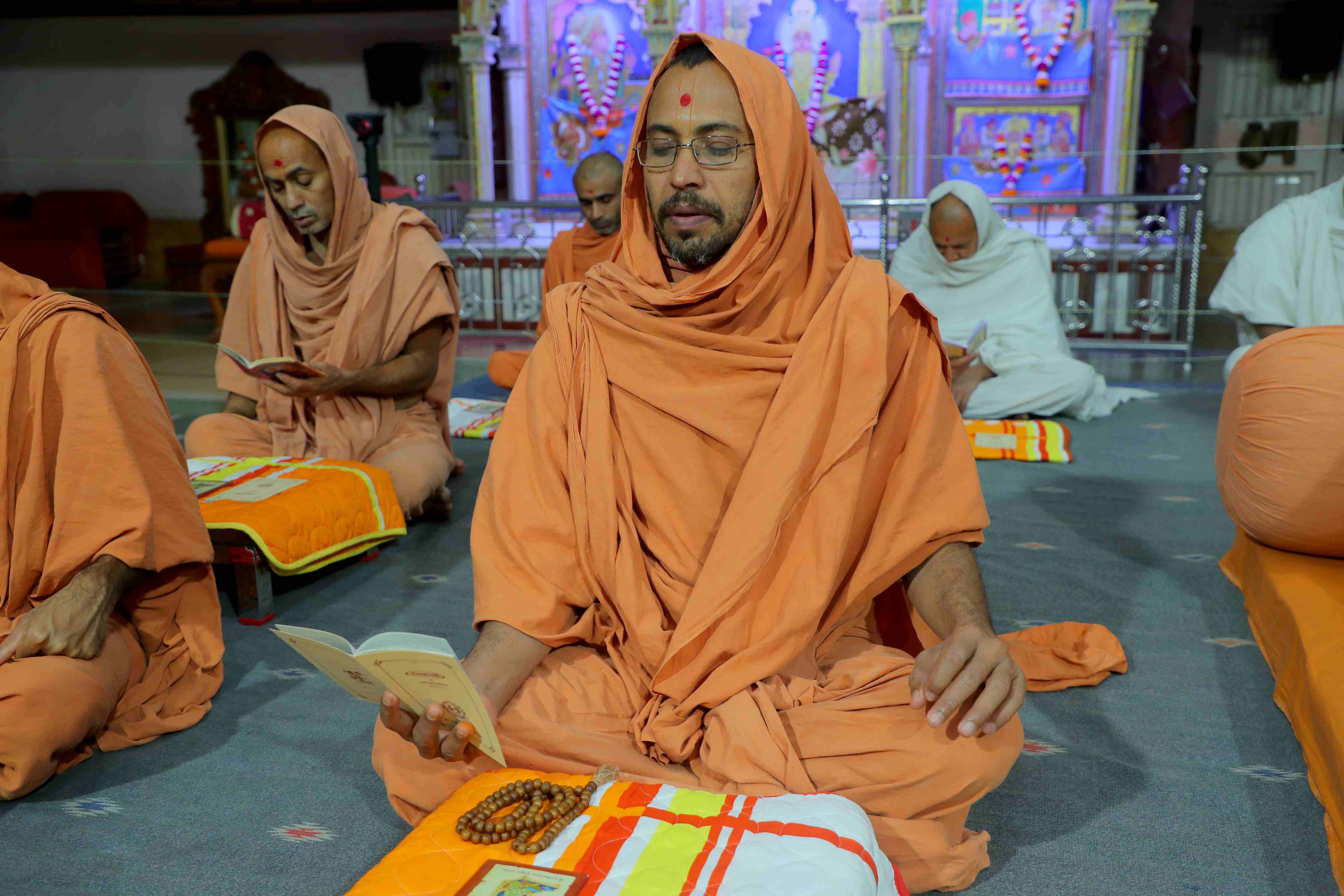 Shikshapatri Jayanti Celebration - Rajkot | Swaminarayan Gurukul Rajkot ...