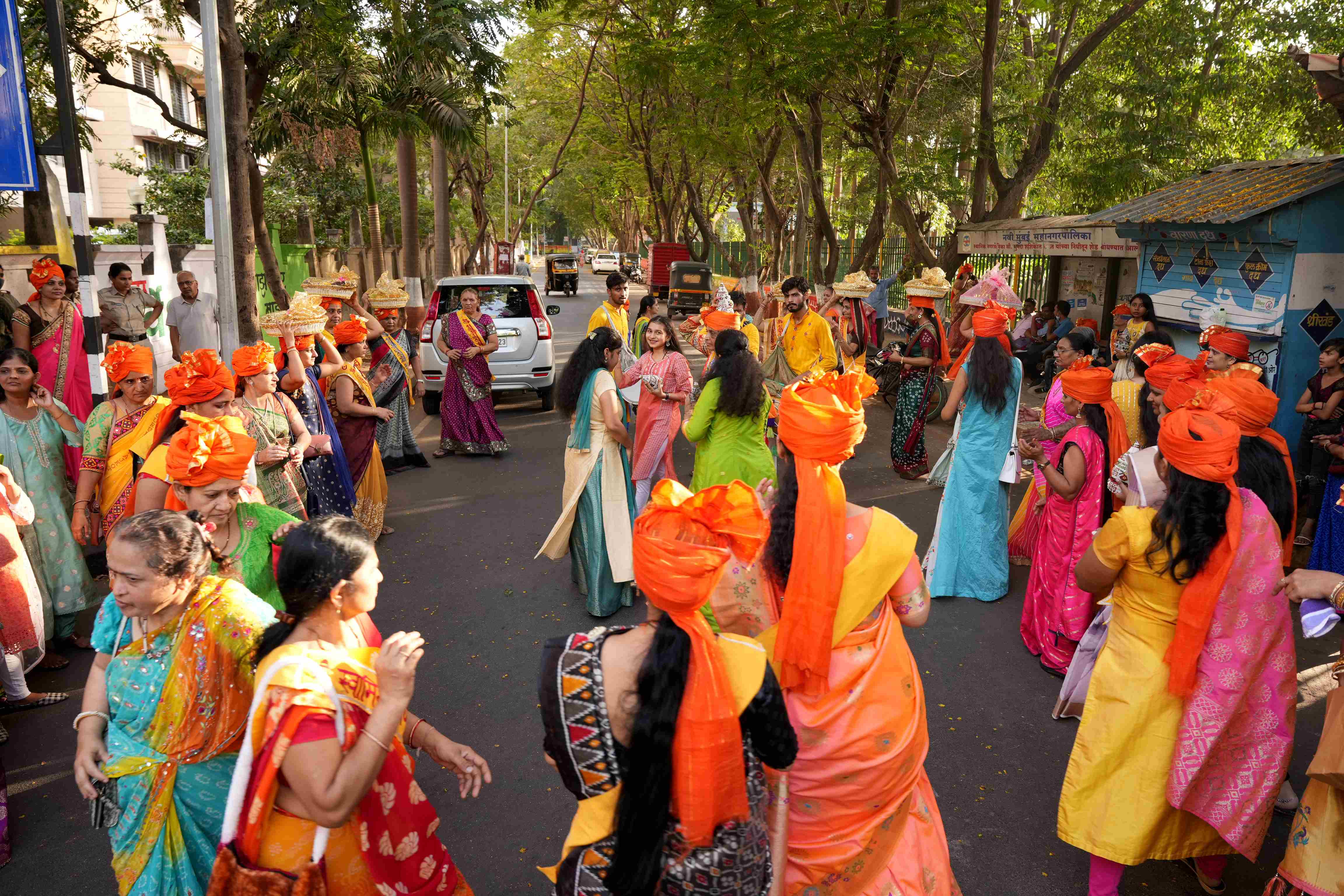 Shrimad Bhagwat Katha at Vashi Mumbai Gurukul | Swaminarayan Gurukul ...