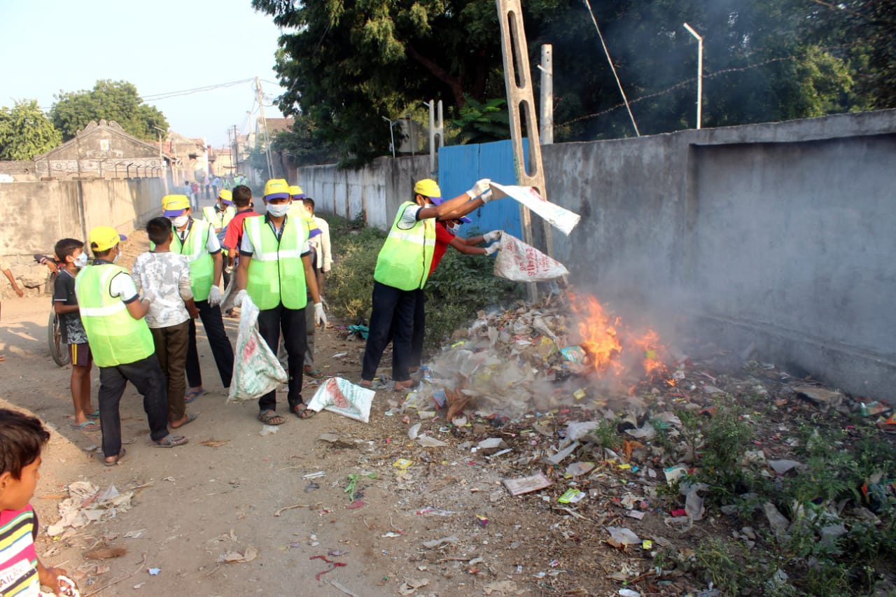 Swachh Bharat Abhiyan - Kankot Village | Swaminarayan Gurukul Rajkot ...
